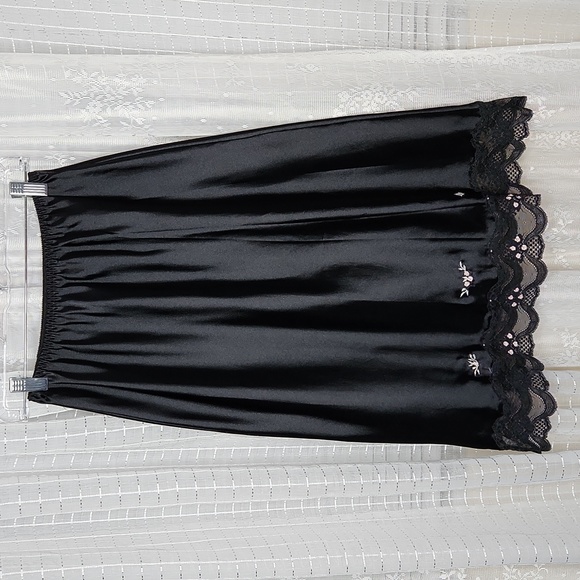 Vintage | Intimates & Sleepwear | Vintage Midcentury Black Half Slip ...